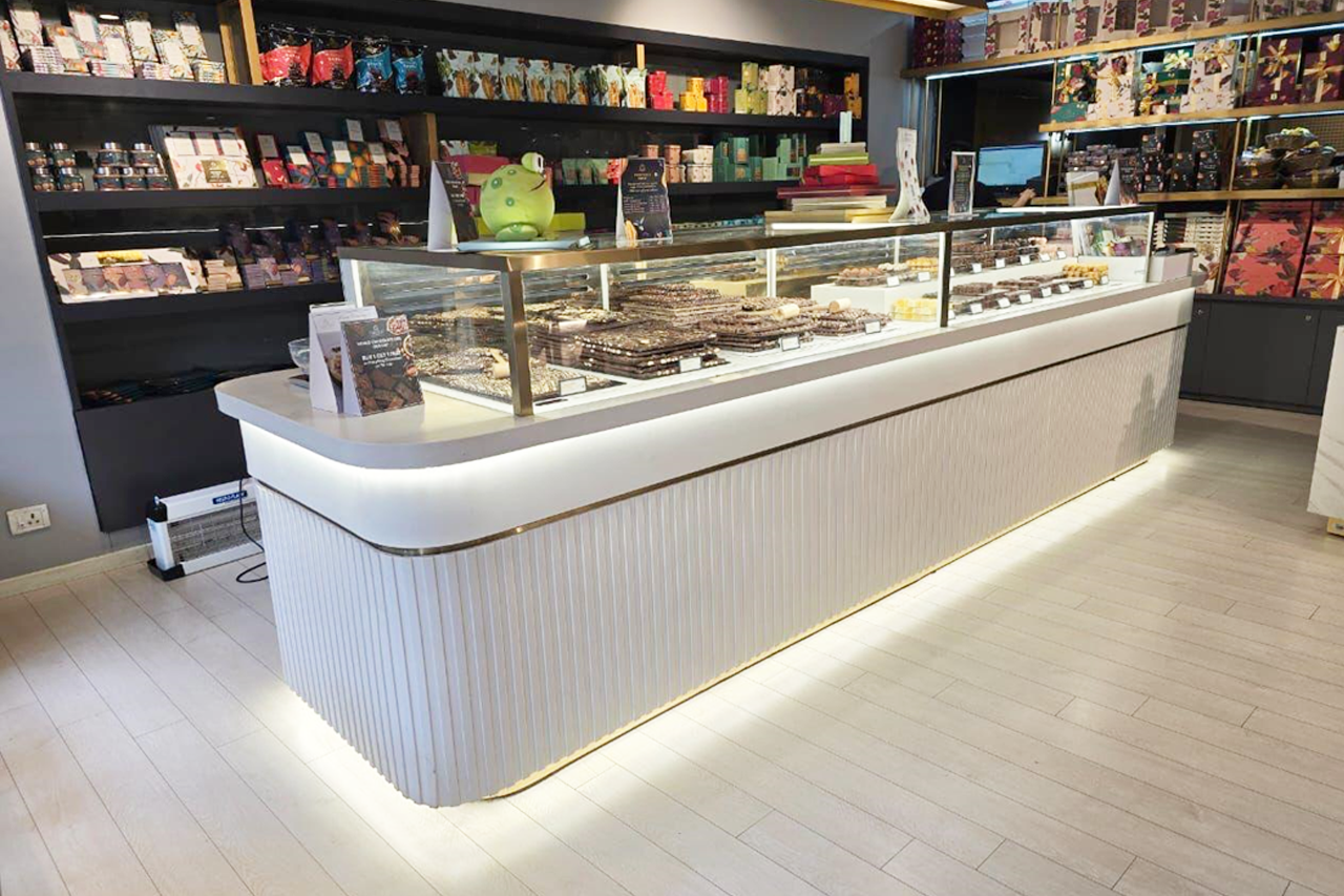 Display Cabinets – CLEMENT